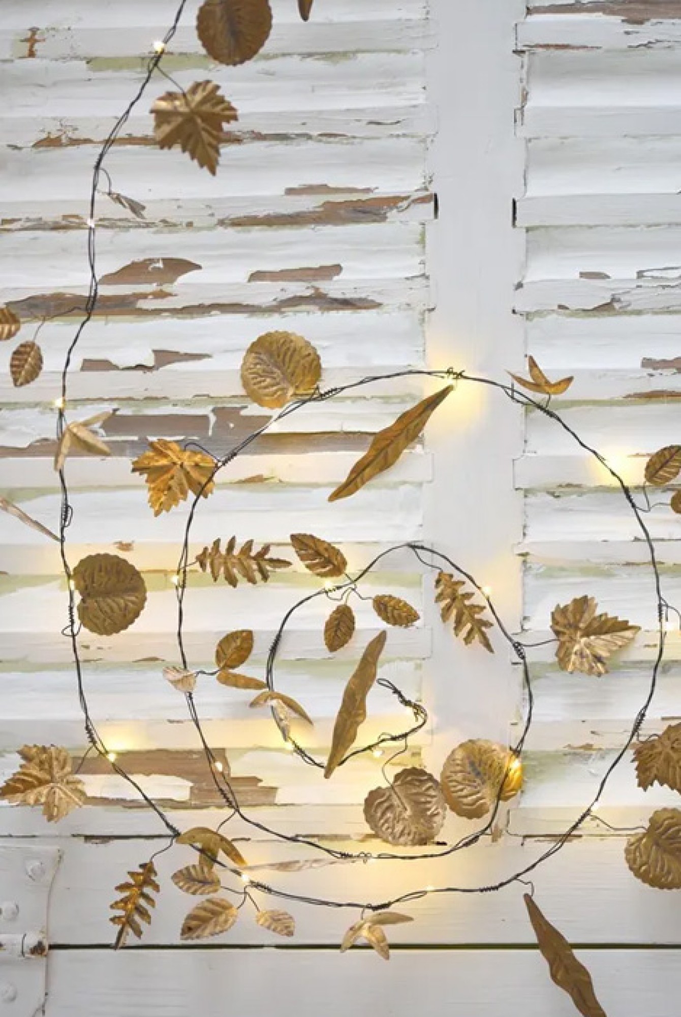 Gold Leaves| Lightstyle London